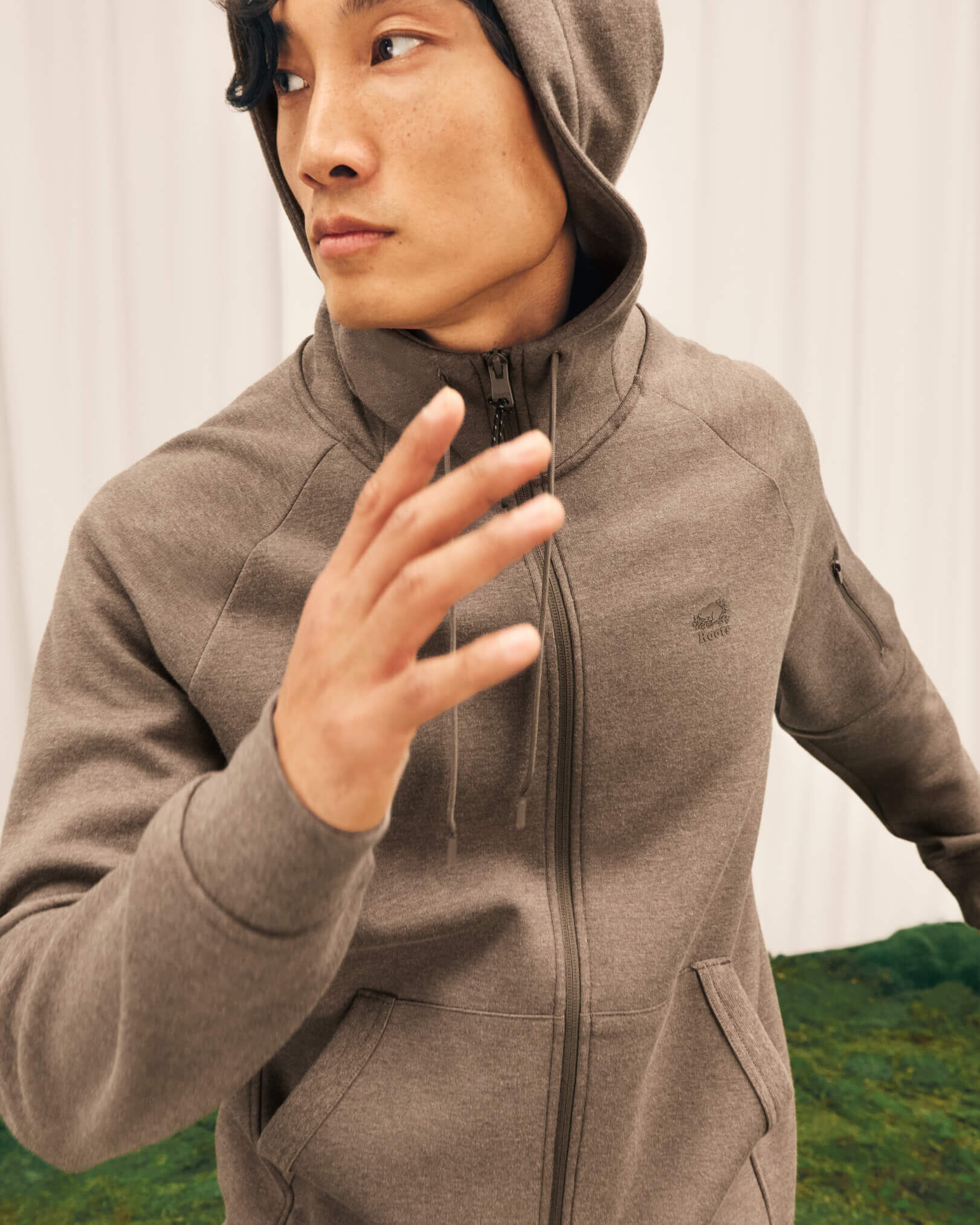 Roots Casual Clothing for Men, Women, and Kids | Roots