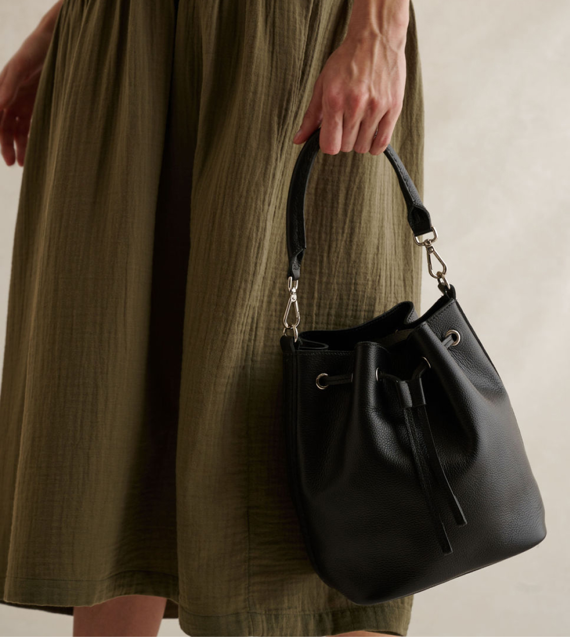 Leather Bags, Purses and Backpacks | Roots